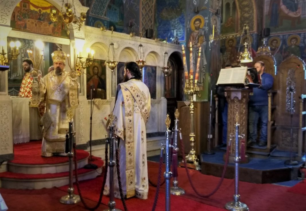 Η ΕΟΡΤΗ ΤΩΝ ΤΡΙΩΝ ΙΕΡΑΡΧΩΝ ΣΤΗ ΦΟΥΡΝΑ | evrytanikospalmos.gr